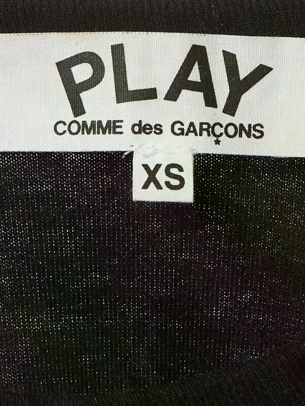 Comme Des Garçons Heart-patch Crew Neck Sweater