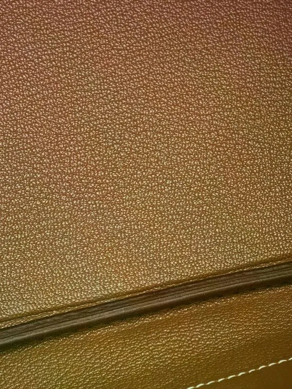 Hermès 30 Leather Tote Bag - Neutrals