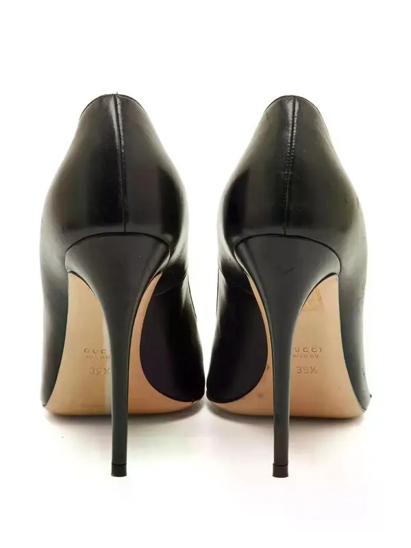 Gucci Scalloped Pearl Pumps