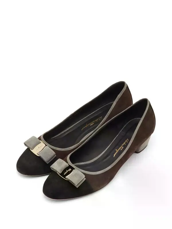 FERRAGAMO Vara Bow Pumps