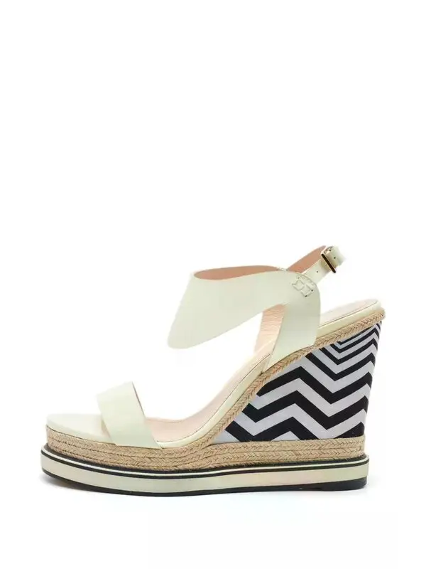 NICHOLAS KIRKWOOD Cream Patent Leather Wedge Sandals - Neutrals