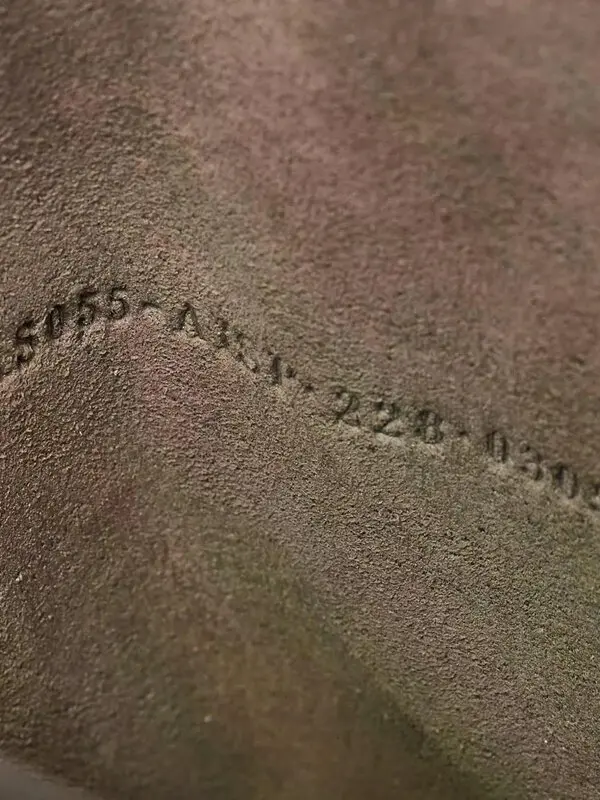Fendi O'lock Ff-logo Phone Pouch