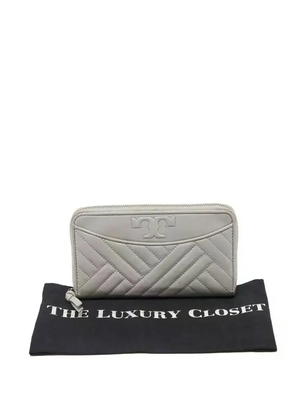 Tory Burch Alexa Quilted Wallet