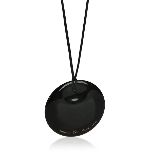 Tiffany & Co. Elsa Peretti Wood & Lacquer Round Disc Pendant Necklace - N/a