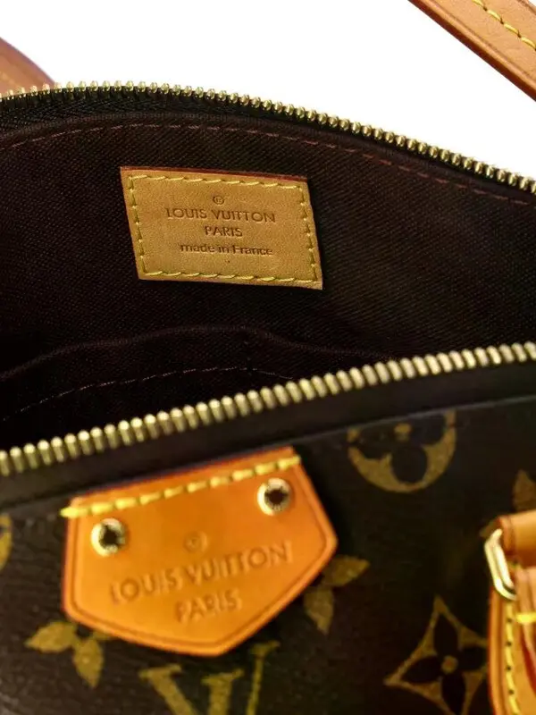 LOUIS VUITTON Monogram Canvas Pm Satchel