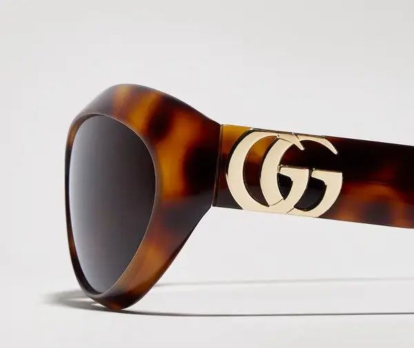 Gucci Cat Eye Frame Sunglasses