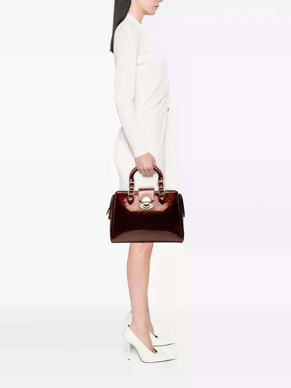 LOUIS VUITTON Monogram Vernis Melrose Avenue Handbag - Red