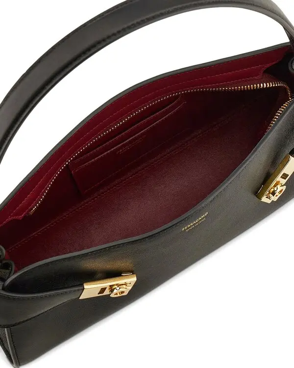 FERRAGAMO Hug East West Shoulder Bag - Nero