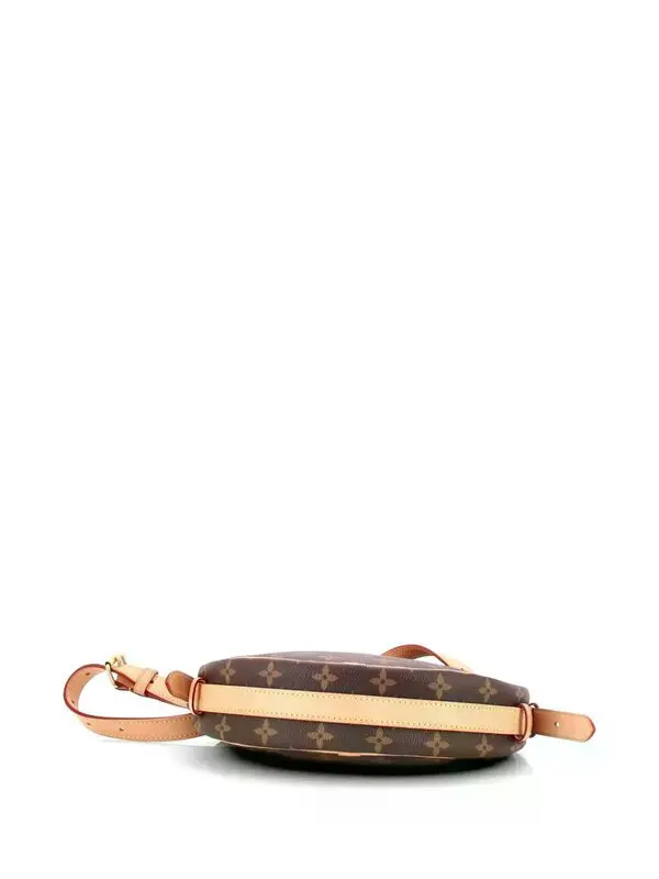 LOUIS VUITTON Monogram Canvas Croissant Mm Shoulder Bag