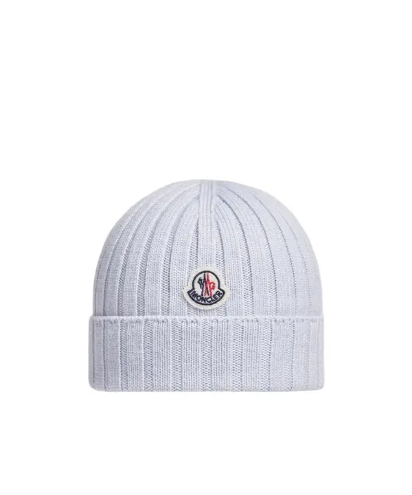 Moncler Ribbed Knit Beanie With Felt Logo Patch - Light Blue