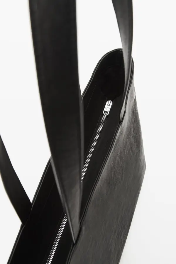 Alexander Wang Logo Embossed Medium Tote Bag - Black
