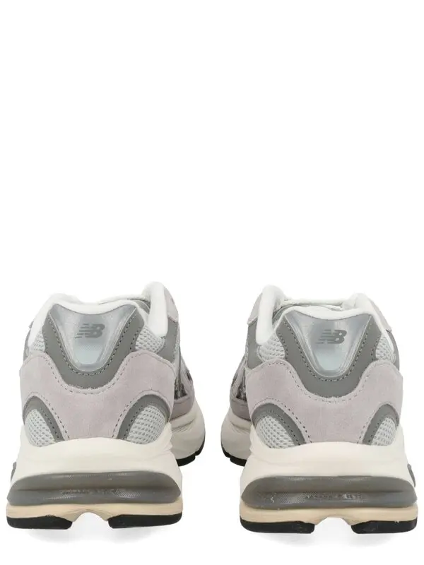 NEW BALANCE 2010 Sneakers