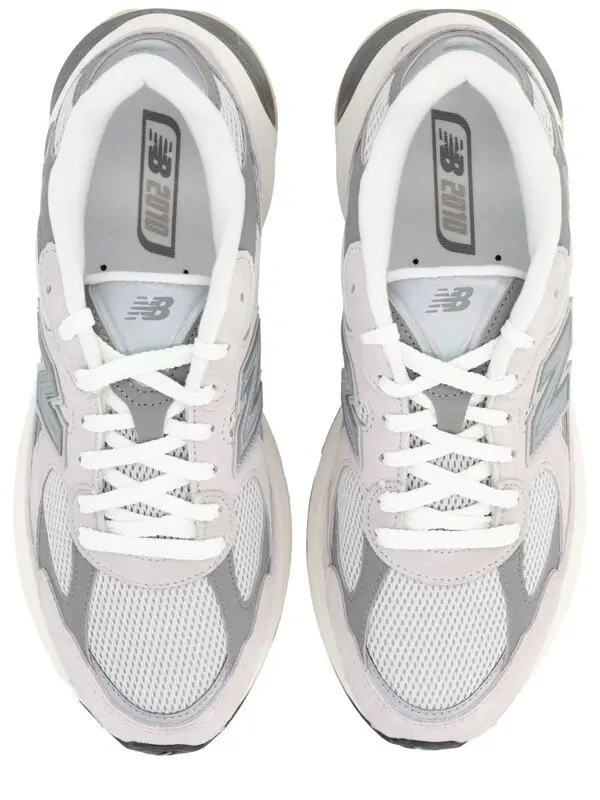 NEW BALANCE 2010 Sneakers