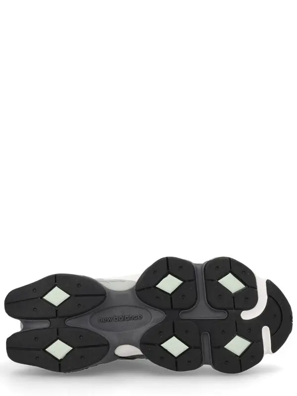 NEW BALANCE 9060 Sneakers - Black