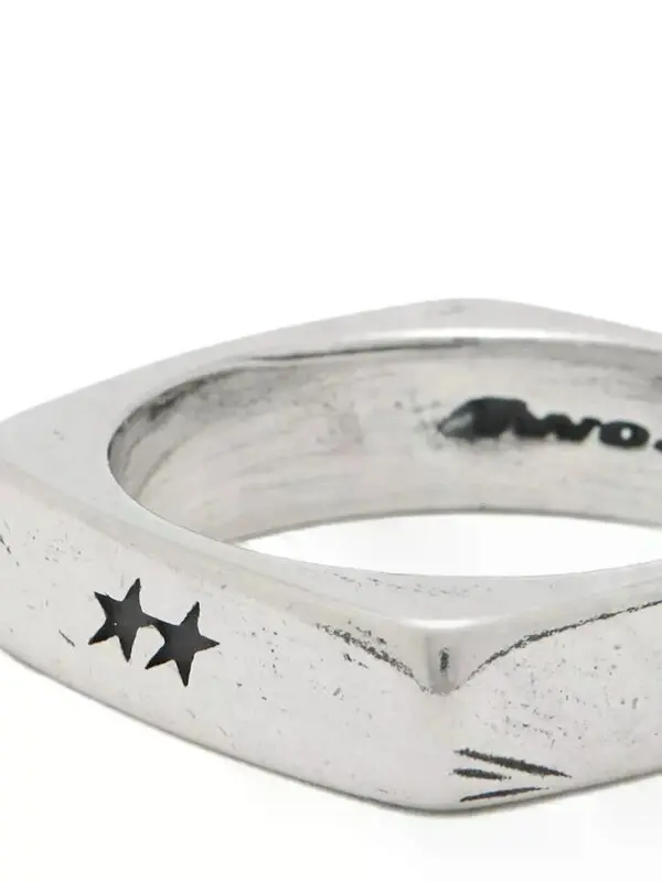TWOJEYS Star Engraved Square Frame Ring