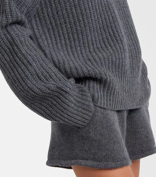 LISA YANG Julina Turtleneck Cashmere Sweater