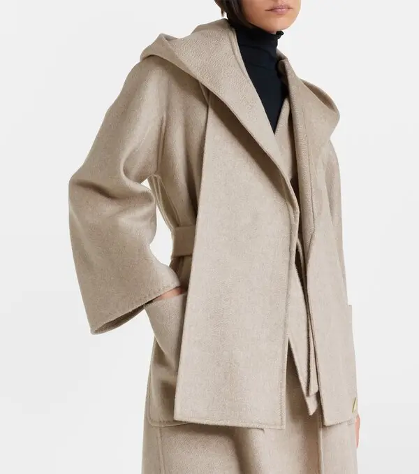 Max Mara Hooded Cashmere Scarf