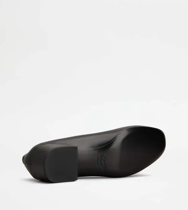 TOD'S Mary Jane Pumps
