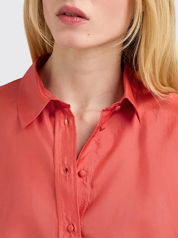 Momoni Relaxed Fit Short-sleeve Silk Shirt With Classic Collar