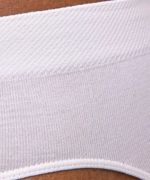 Falke Seamless Slip Daily Seamless - White