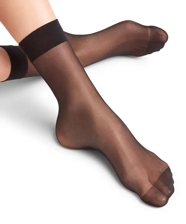 Falke Seidenglatt 15 Denier Sheer Ankle Socks - Black