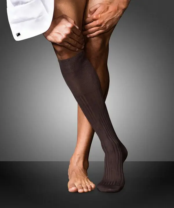 Falke No. 13 Finest Piuma Cotton Ribbed Knee-high Socks - Brown