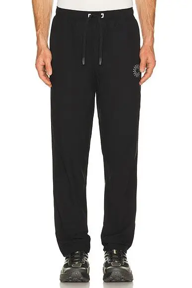 PARADISE ZERO Cross Train Jogger - Black