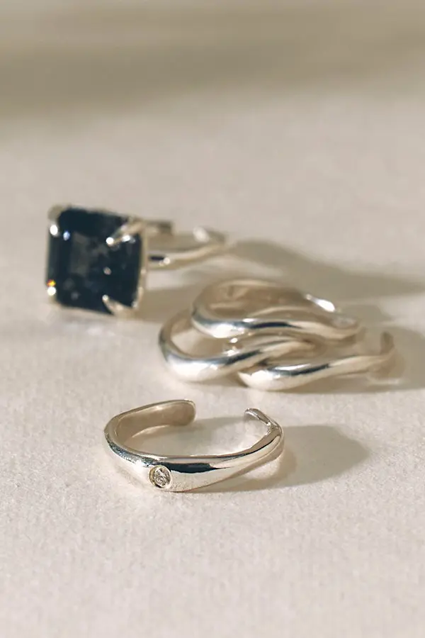 Chan Luu Ripple Diamond Toe Ring - Silver