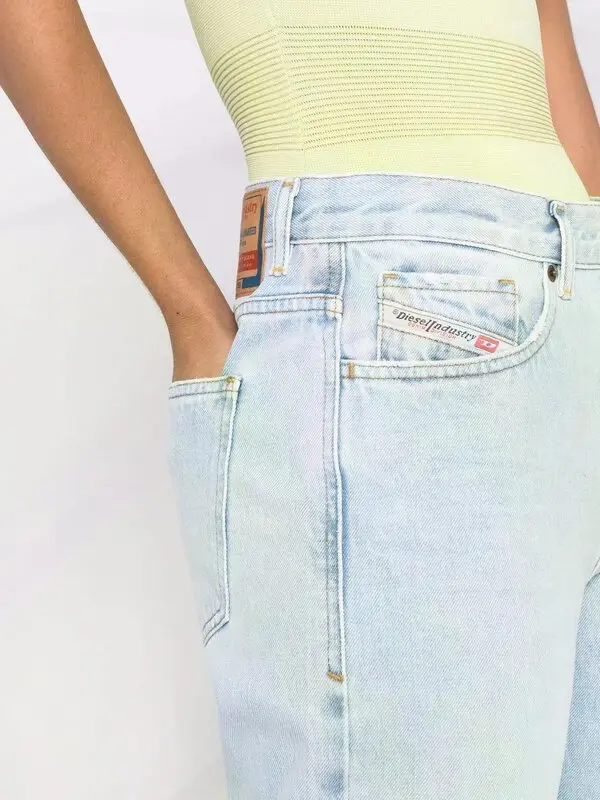 DIESEL® D-air Boyfriend Jeans