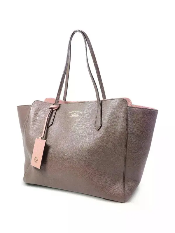 Gucci Pebbled Leather Shoulder Bag