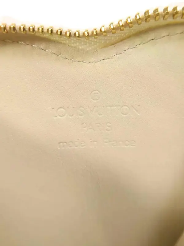 LOUIS VUITTON Monogram Heart-shape Coin Purse