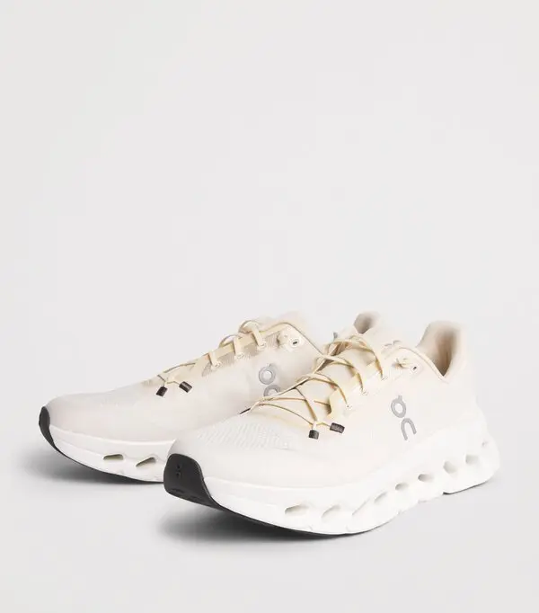 On Cloudtilt Lace-up Athletic Trainers