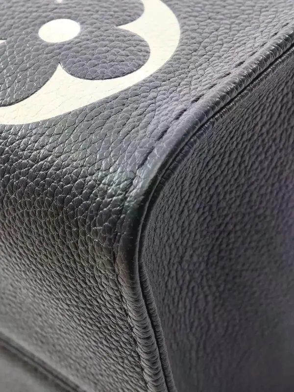 LOUIS VUITTON Giant Monogram Empreinte Onthego Mm Satchel - Black