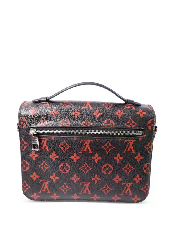 LOUIS VUITTON Monogram Pochette Metis Tote Bag