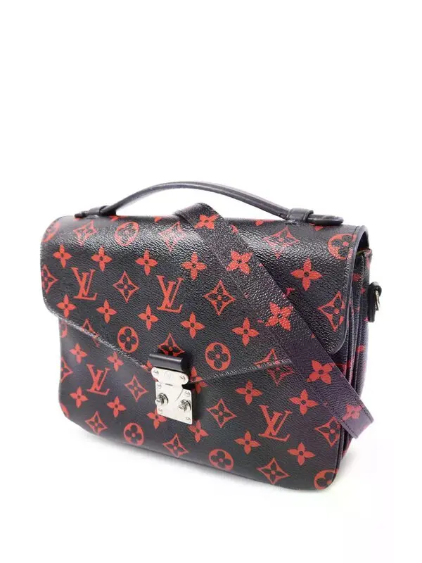 LOUIS VUITTON Monogram Pochette Metis Tote Bag