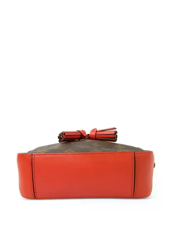 LOUIS VUITTON Saintonge Monogram Cross Body Bag