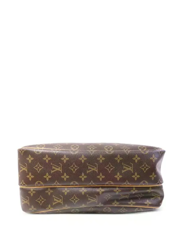 LOUIS VUITTON Monogram Reporter Gm Shoulder Bag