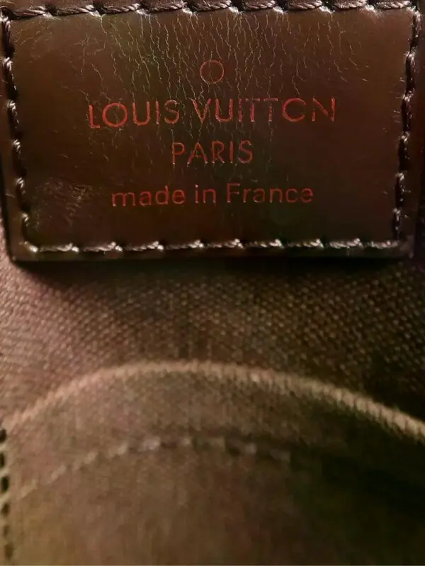 LOUIS VUITTON Brooklyn Damier Messenger Bag