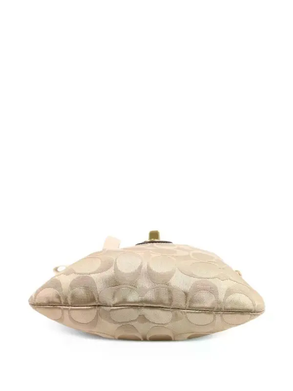 COACH VINTAGE Monogram Turn-lock Shoulder Bag