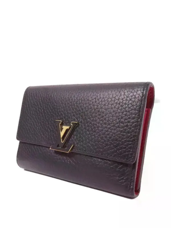 LOUIS VUITTON Capucines Compact Trifold Wallet