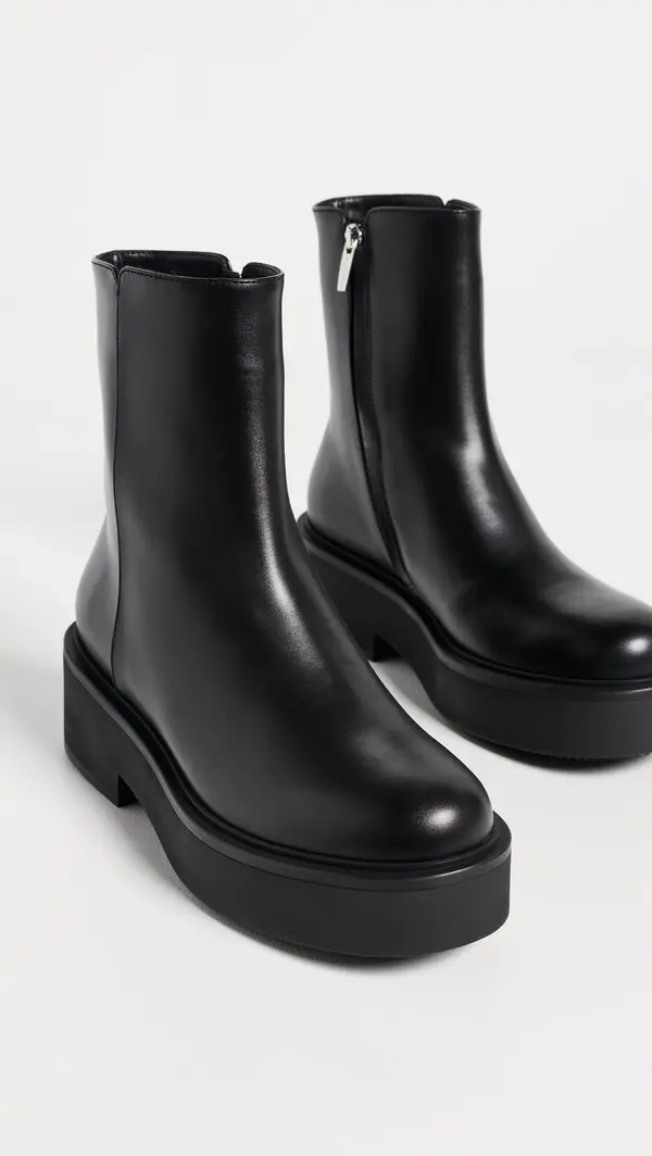 GIANVITO ROSSI Hiro Vitello Zip Up Boots