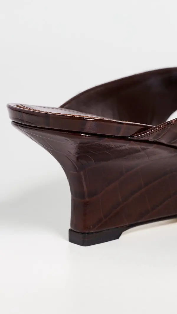 STUART WEITZMAN Vinnie Wedge Sandals 50mm - Walnut