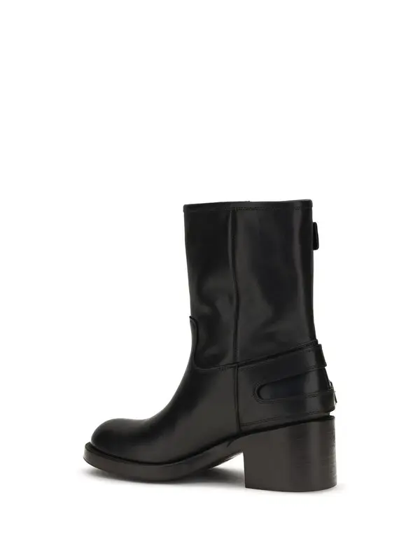 Chloé Dakota Buckled Leather Ankle Boots - Black