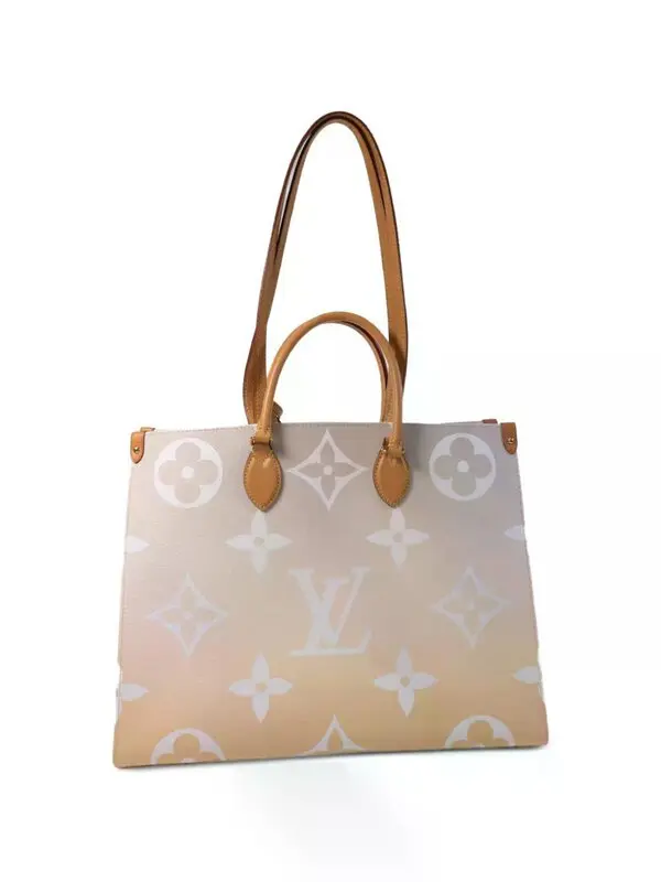 LOUIS VUITTON Monogram Giant On The Go Gm Shoulder Bag