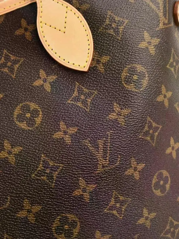 LOUIS VUITTON 2007 Neverfull Gm Tote Bag