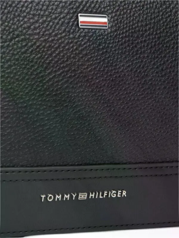 Tommy Hilfiger Logo-plaque Shoulder Bag