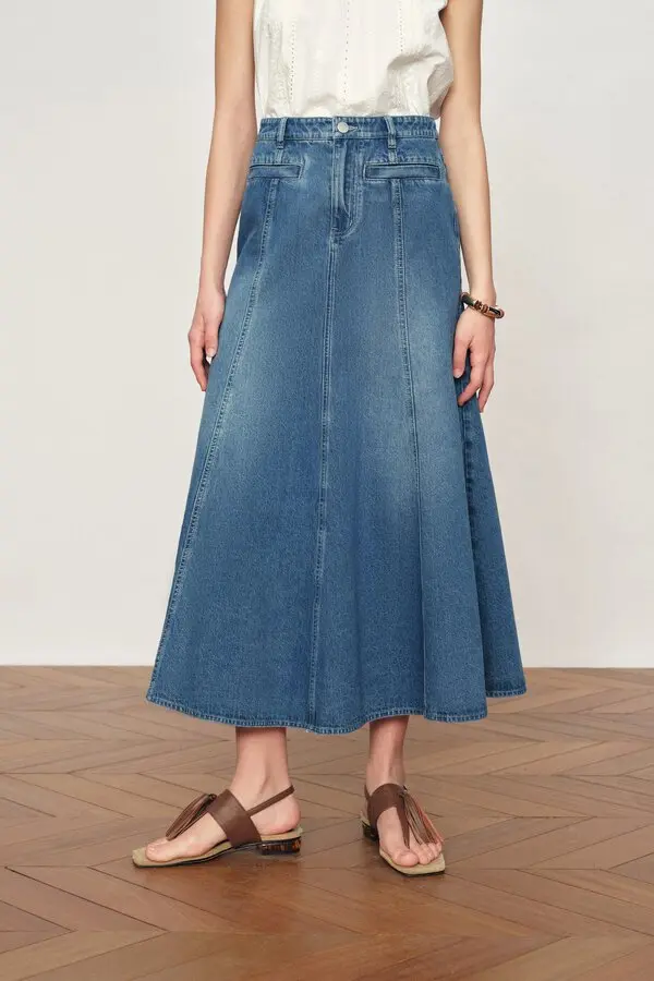 Fabrique Quilla A-line Midi Skirt In Washed Indigo Cotton Denim - Blue