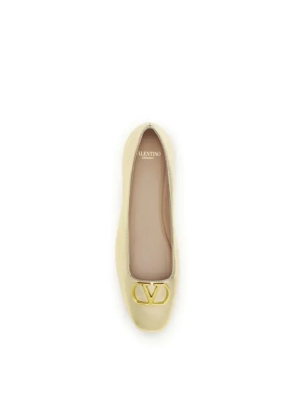 Valentino Garavani Vlogo Signature Laminated Nappa Ballerinas - Gold