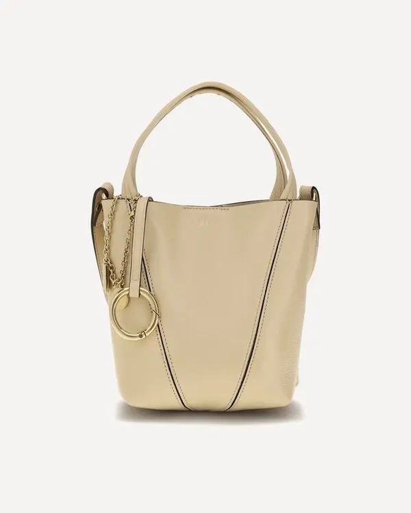 Chloé Spin Shoulder Bag In Grained Leather - Beige