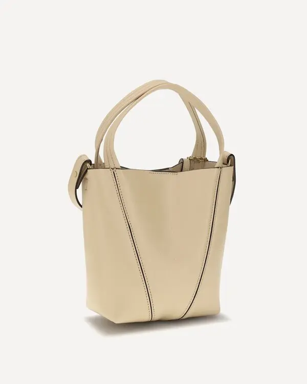 Chloé Spin Shoulder Bag In Grained Leather